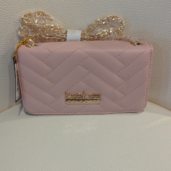 bebe | Bags | Bebe Pink And Gold Quilted Crossbody Bag With Chain Strap ...